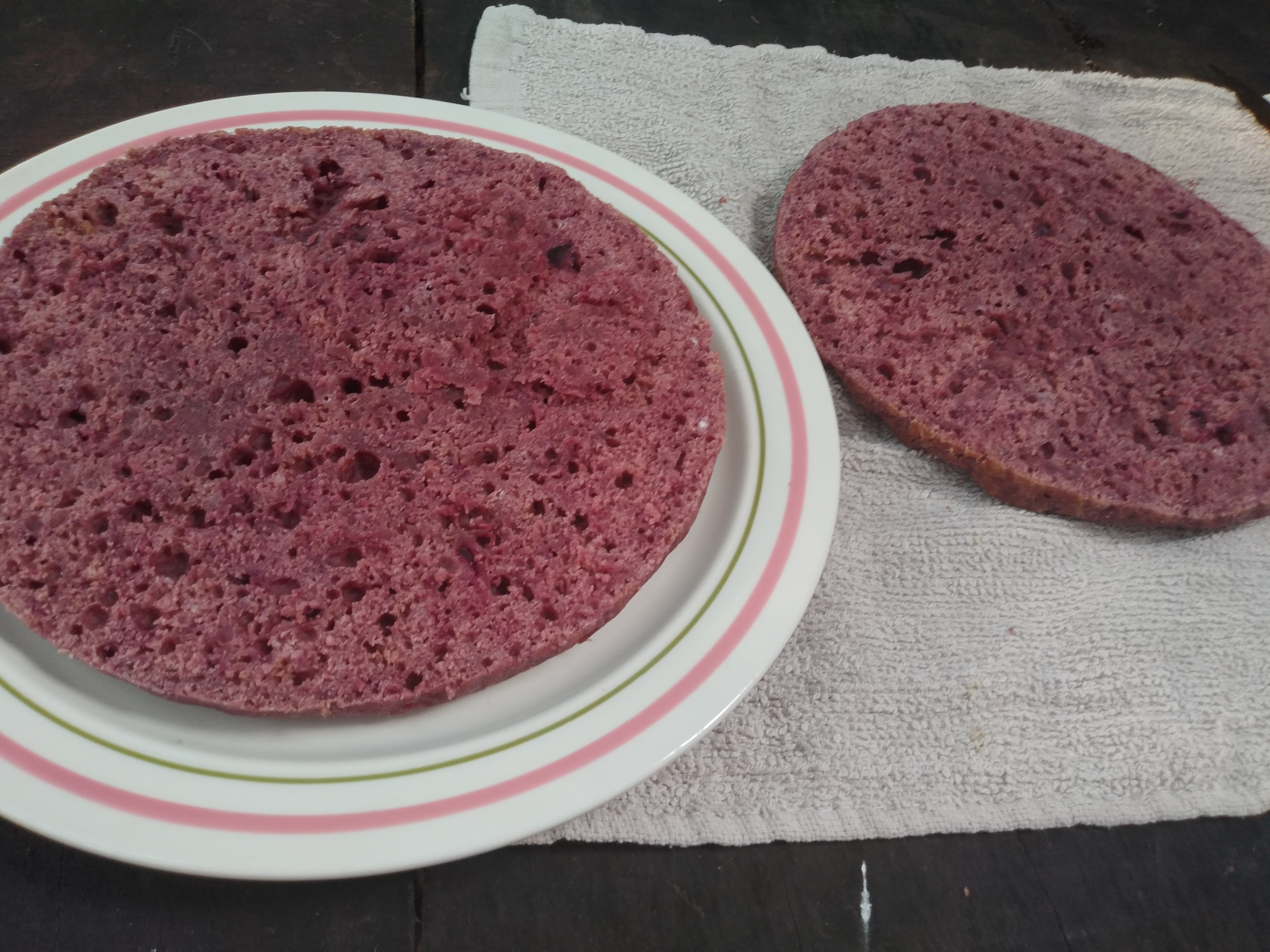 Red Velvet Cake With Natural Color – Toadstools And Fairy Rings